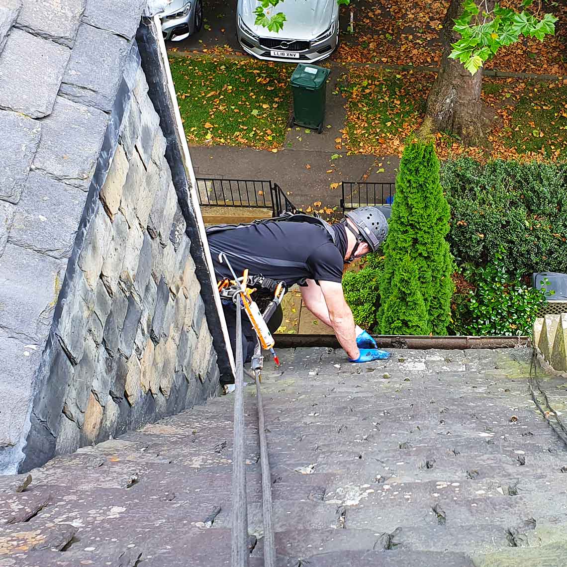 Gutter Cleaning Service - Get Your Gutters Cleaned Today